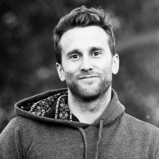 Minha estante #6 - Tyler Knott | Quase Mineira